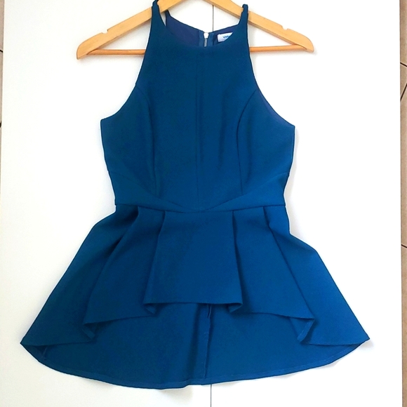 Valleygirl | Tops | A Rare Find Teal Tail Cut Top Size S | Poshmark